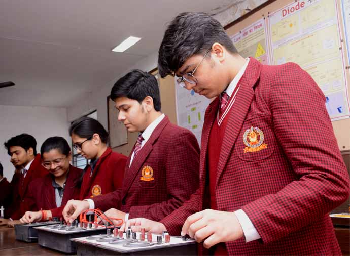 BBL PUBLIC SCHOOL – SCHOOL